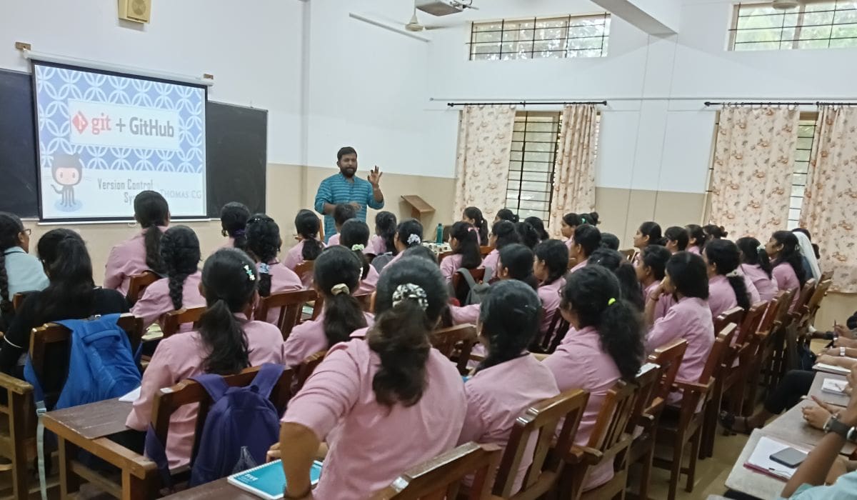 Lecture On ‘object Oriented Programming And Version Control Systems